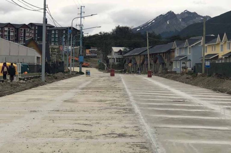 La construcción de la cuarta mano de Hipólito Yrigoyen se encuentra en ...